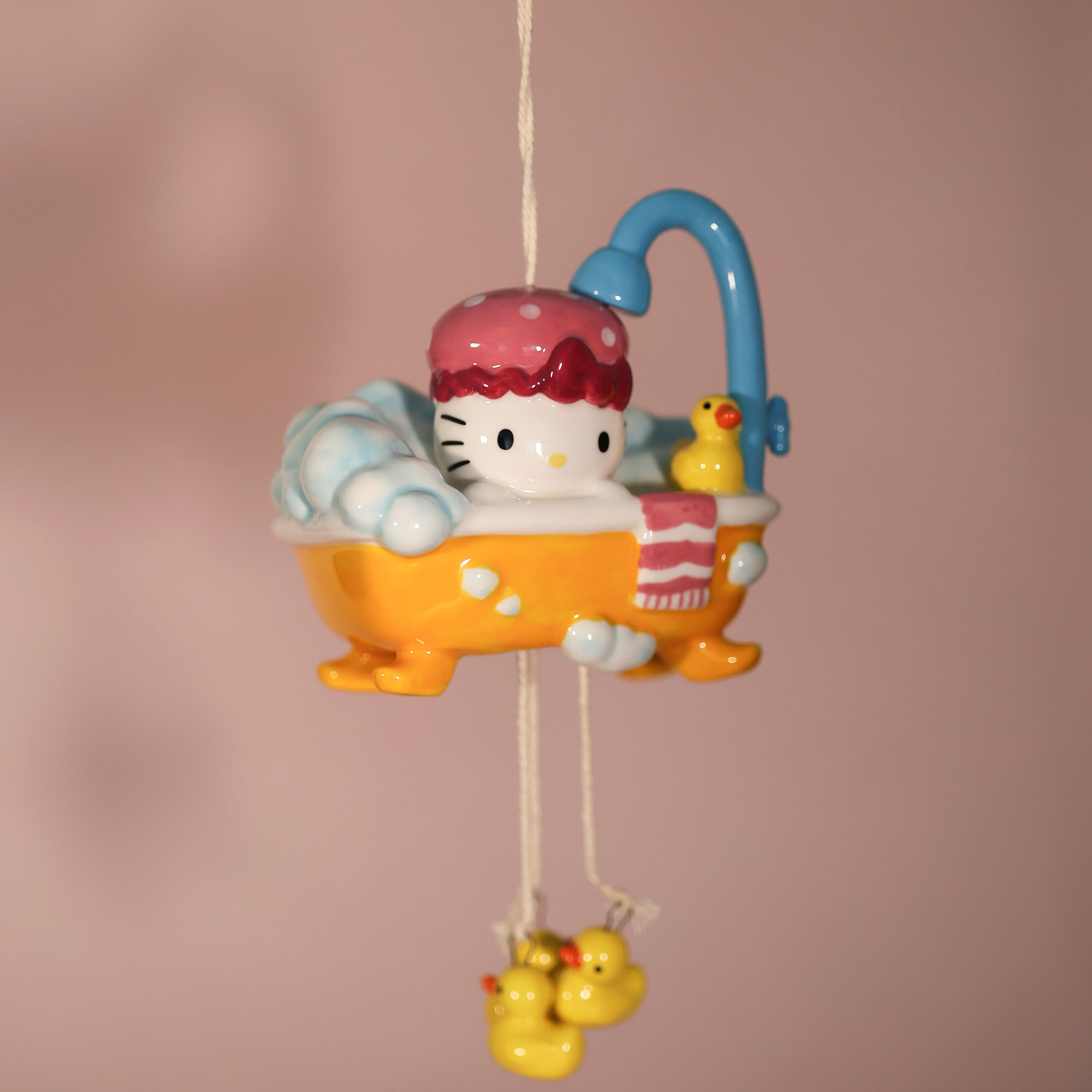 Hello Kitty Tub Time Wind Chime